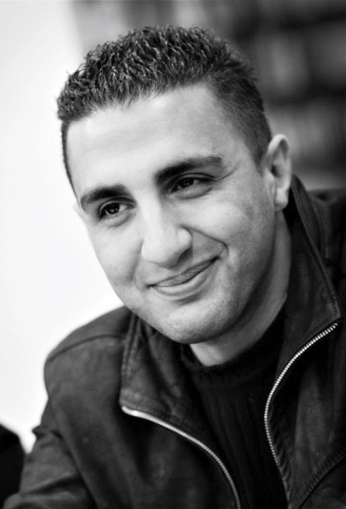 Nevcan Derviş’ten Seçme Şiirler: Kudüs’ün Kapısında Kelimeler ...